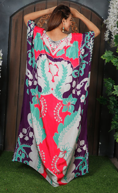 Beautiful Woman One Piece Jeweled Long Resort – Silk kaftan